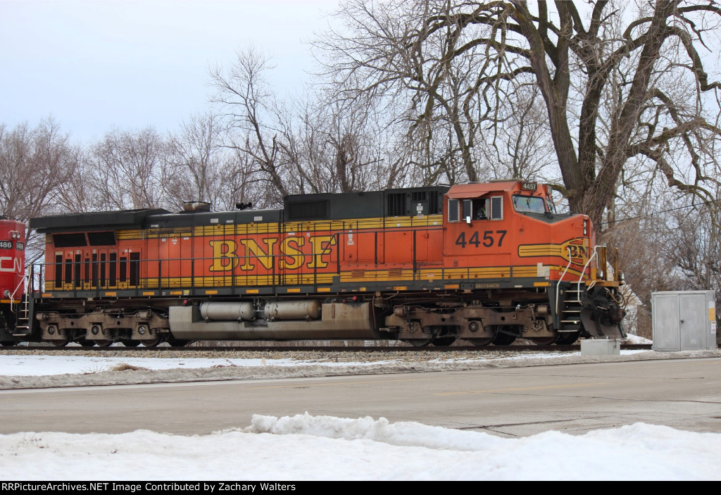 BNSF 4457